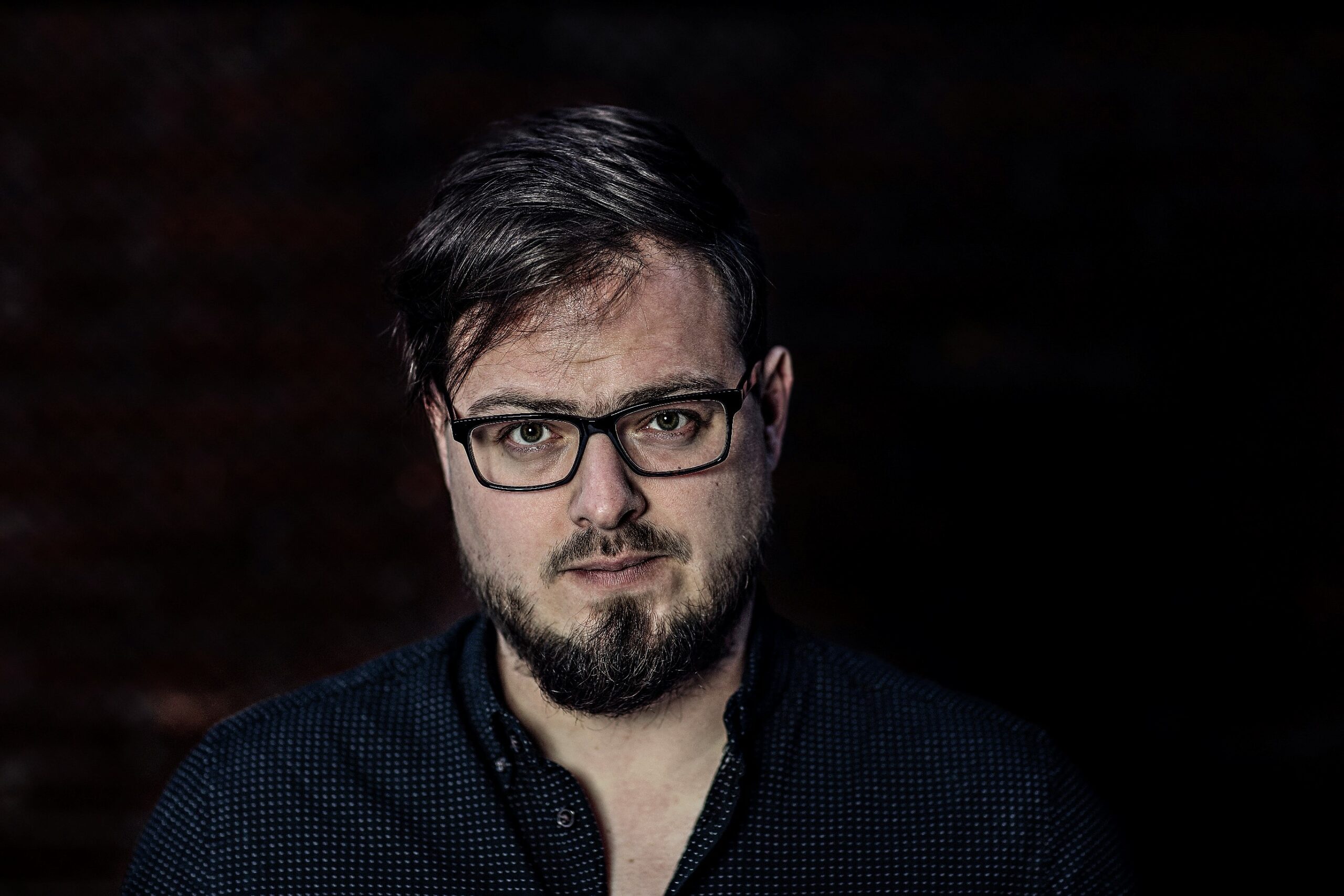 David Stypka je opět v čele hitparády, novinky hlásí Dorota Barová a ...